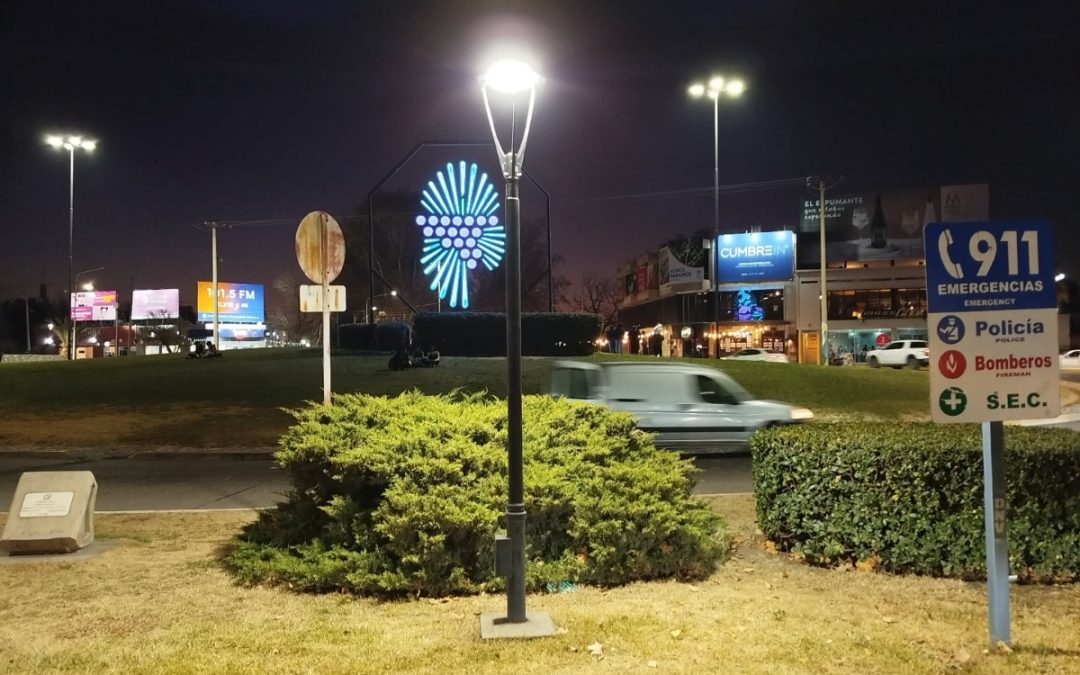 70 nuevas farolas led en la Av. Yrigoyen - Piramide Informativa
